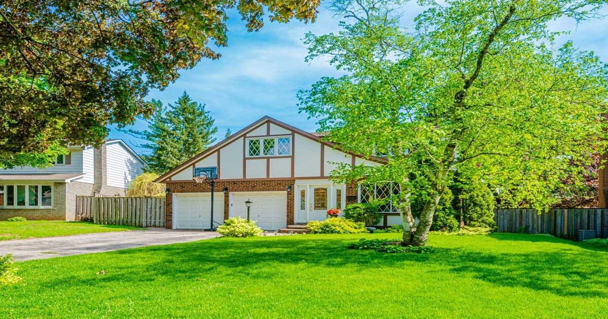 This property is no longer available. | David Stoddard