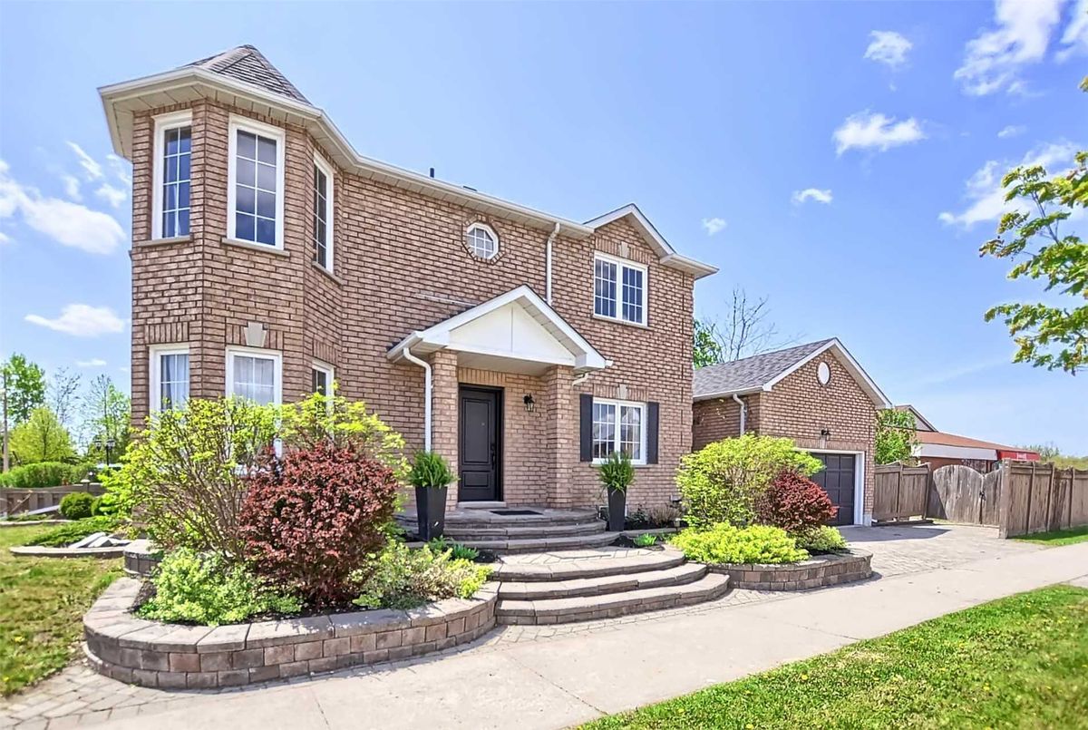 195 Hurst Dr Barrie - Sold